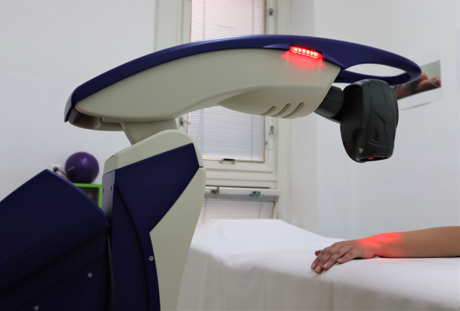 Podľa záverov výskumu fyzioterapeutických metód v NÚRCH-u je laser ...